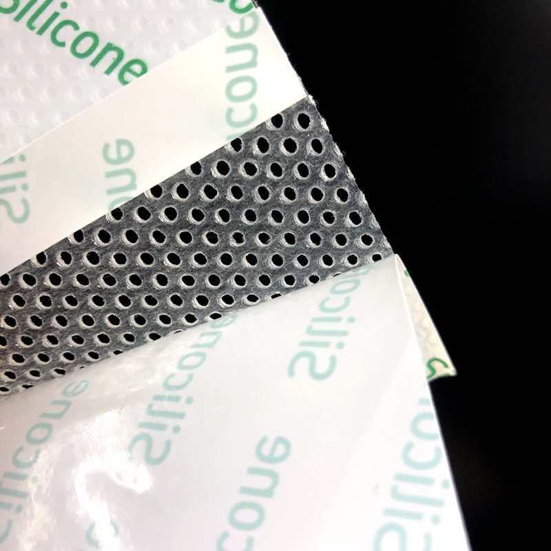 Adaptic silicone dressing non adherent silicone layer dressing